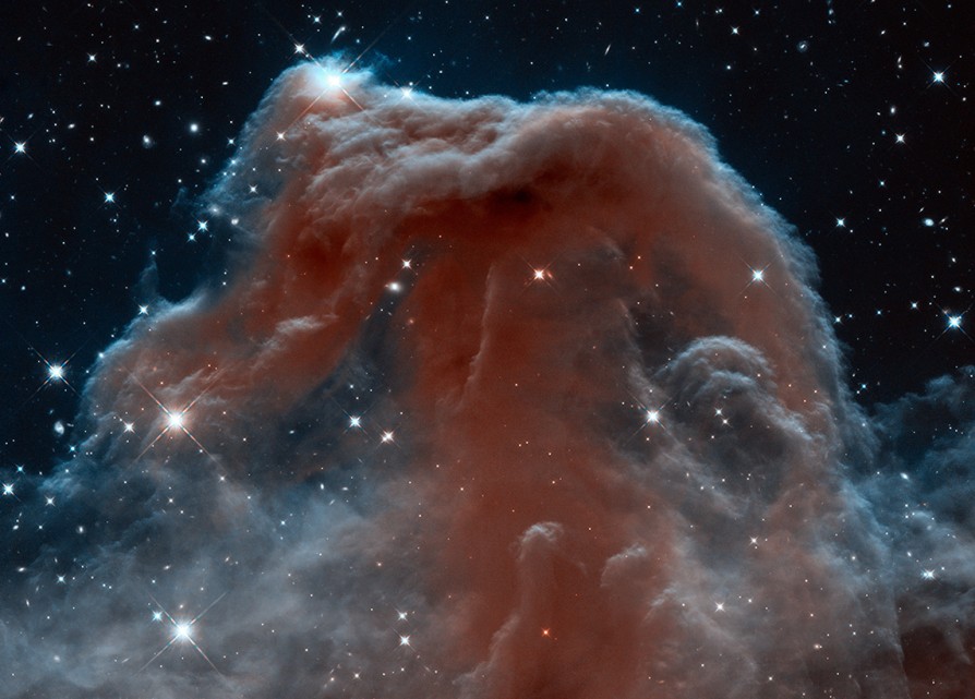 Tähdet ja avaruus: Hubble kuvasi Hevosenpääsumun infrapunassa