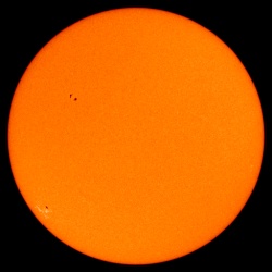 Tähdet ja avaruus: Aurinko heräilee unestaan